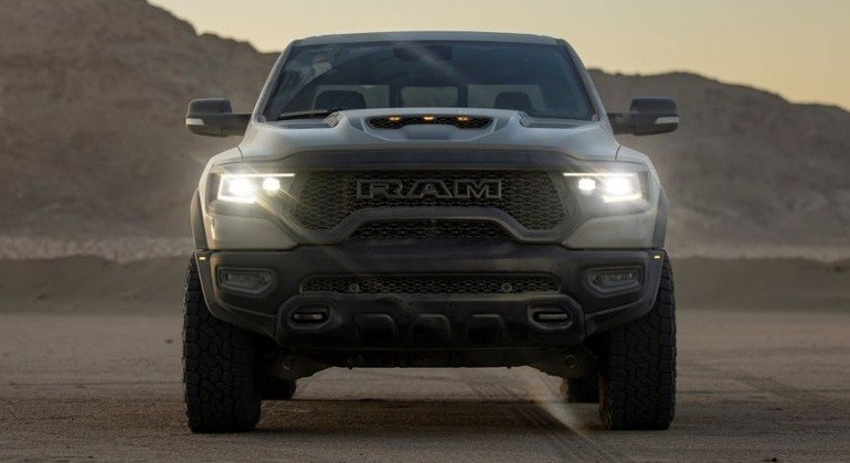 Ram 1500 ganha versão TRX Sandblast nos EUA - Prisma - R7 Autos Carros