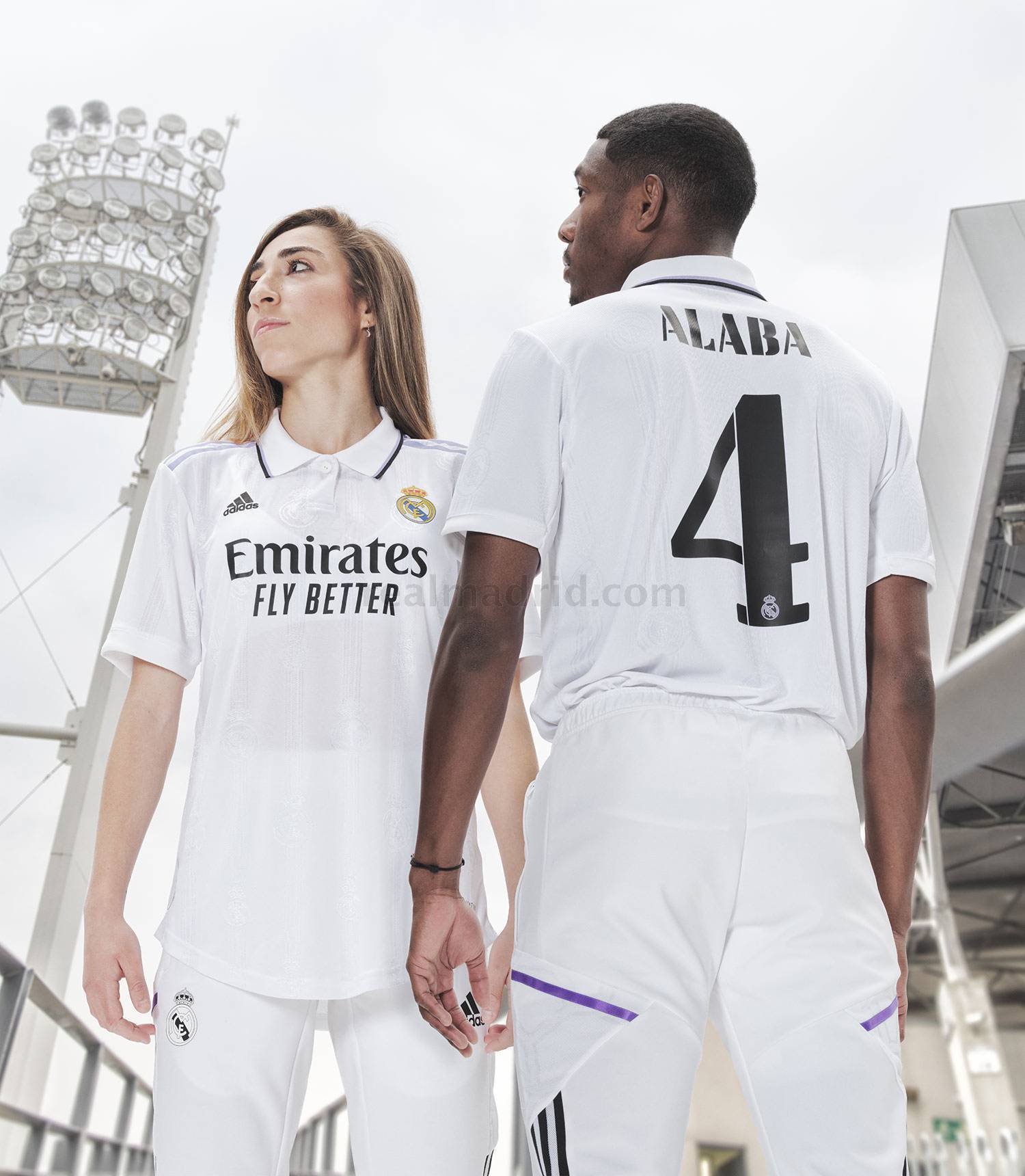 Com Marcelo e Roberto Carlos, Real Madrid anuncia novo uniforme - Fotos ...
