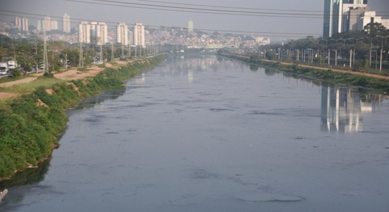 São Paulo conclui etapa de despoluição do rio Pinheiros - Notícias - R7 ...