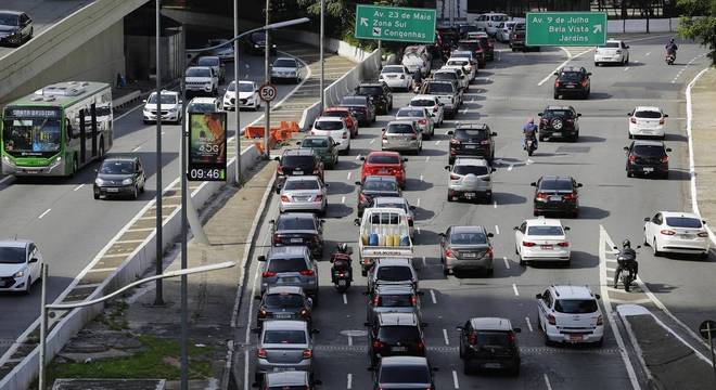 Rodízio de carros em São Paulo continua em vigor no mês de julho ...