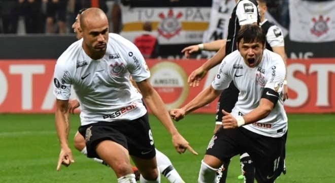 Na LIbertadores, os triunfos inúteis do Corinthians e do Flamengo ...