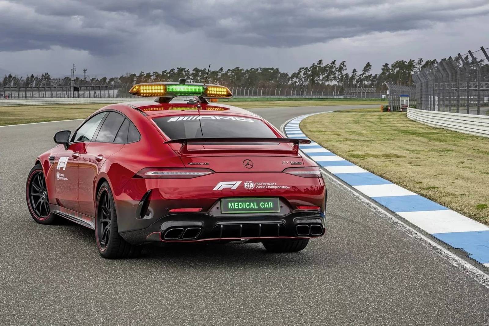 Novo carro de segurança da F1 faz de 0 a 100 km/h em 3,2 s - Fotos - R7 ...