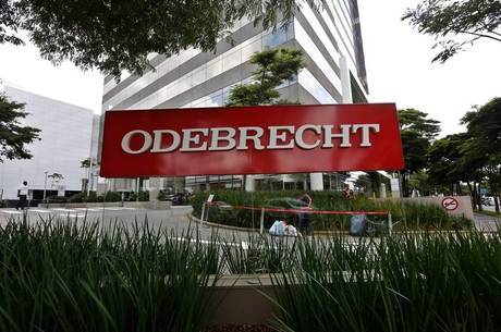 Odebrecht realizará obra no aeroporto de Miami - Notícias - R7 Brasil
