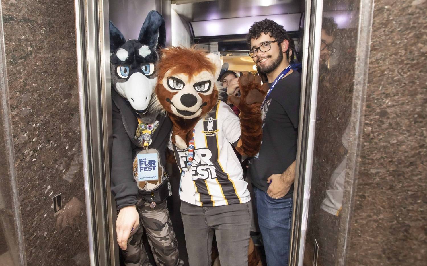 Mundo furry: sem medo e sem delírio - R7 Estúdio - R7 R7 Estúdio