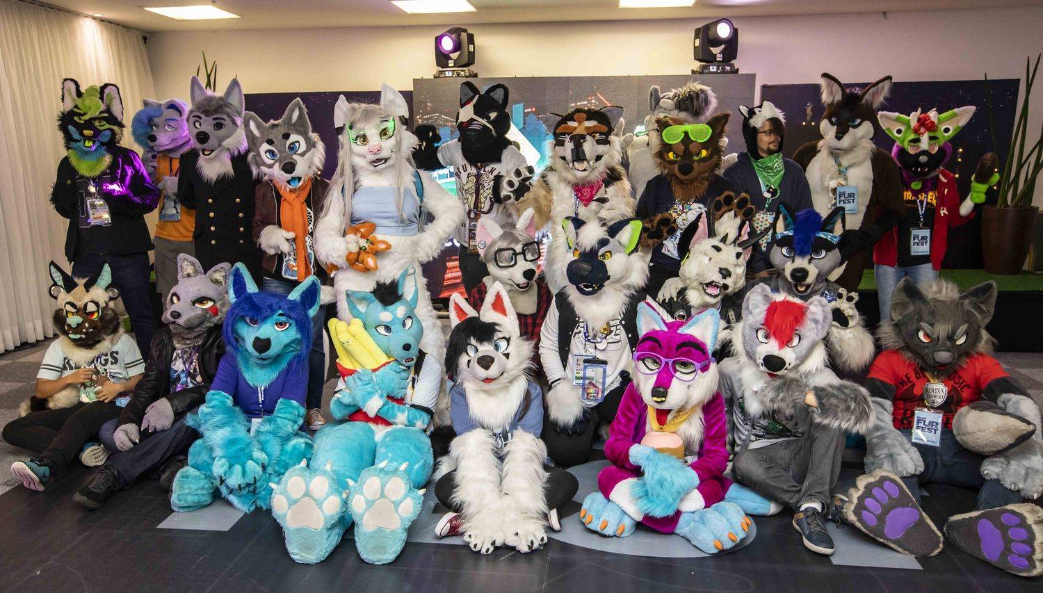 Mundo furry: sem medo e sem delírio - R7 Estúdio - R7 R7 Estúdio