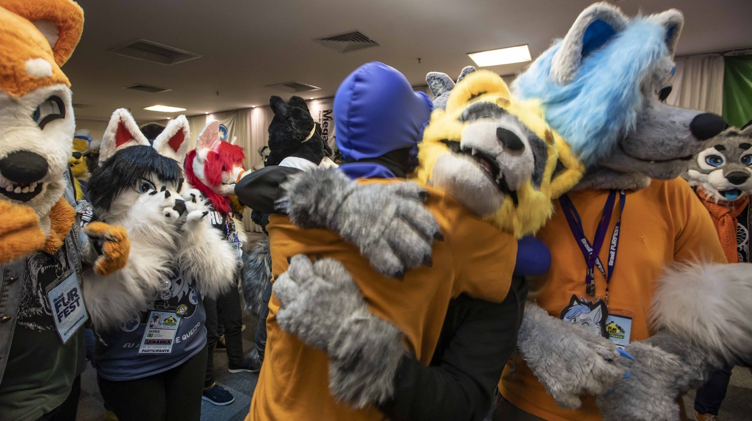 Mundo furry: sem medo e sem delírio - R7 Estúdio - R7 R7 Estúdio