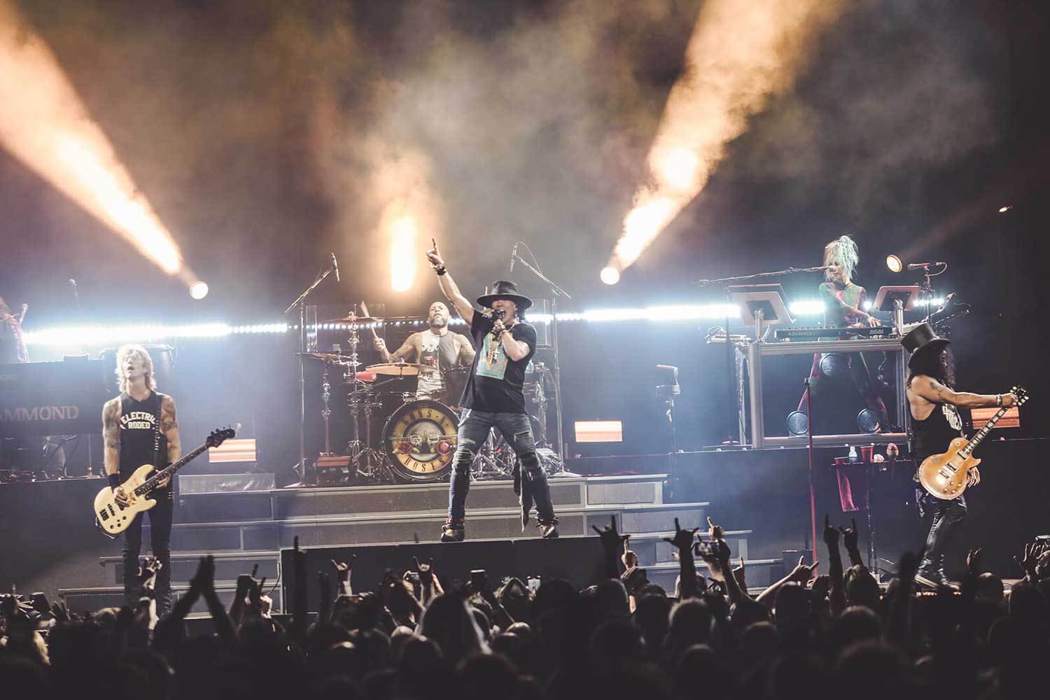 Shows de rock em Ribeirão elevam tráfego de passageiros no Aeroporto ...