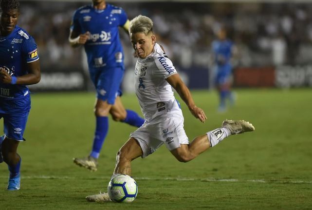 Santos embarca para o Chile com desfalques e volta de Soteldo ...