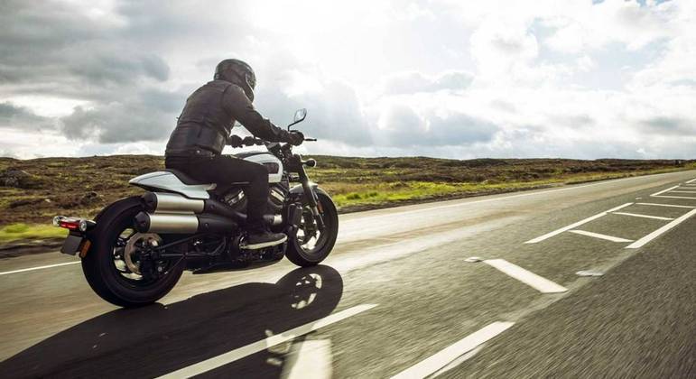 Harley confirma segunda novidade com motor Revolution Max: Sportster S ...
