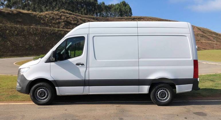 [Avaliação] Sprinter Furgão é tecnológico para combater ofensiva da ...