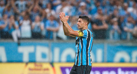 Suárez acerta detalhes e só espera o fim do Brasileirão para assinar ...