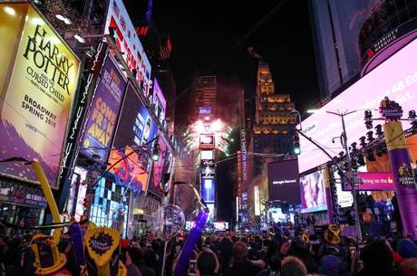 Festa de Ano Novo da Times Square vai aclamar a liberdade de imprensa ...