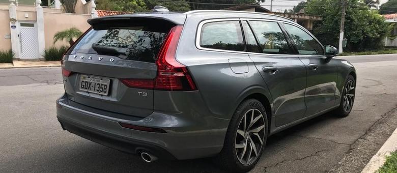 500km a bordo da Volvo V60: uma digna sobrevivente das peruas - Prisma ...