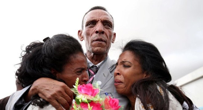 Etíope encontra família na Eritreia após 18 anos separados - Notícias ...