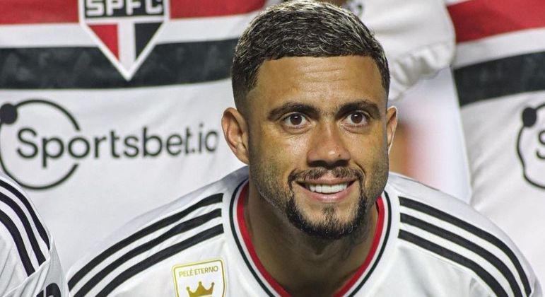 Wellington Rato foi 'andarilho da bola' antes de brilhar no São Paulo ...