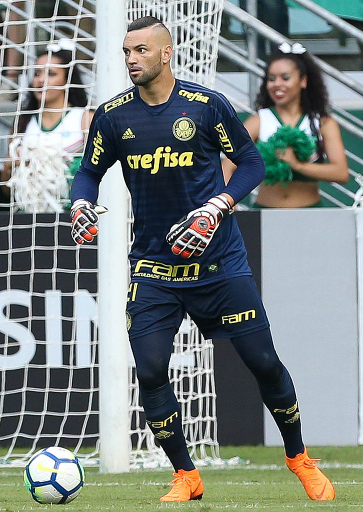 Do banco ao título! Weverton foi goleiro de confiança de Felipão ...