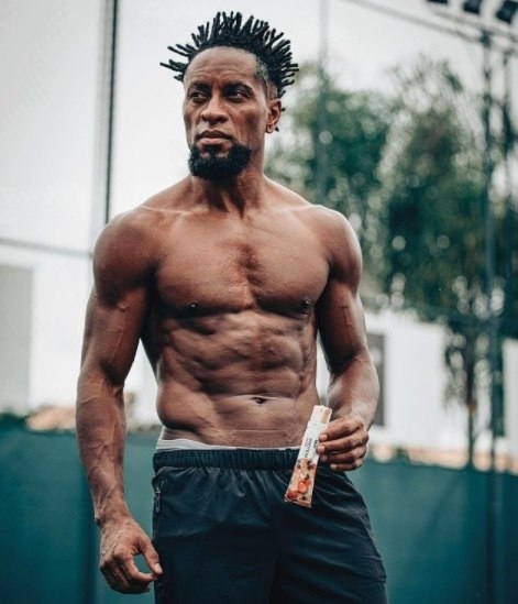 Aos 47 anos e em forma, Zé Roberto voltará aos gramados - Fotos - R7 ...